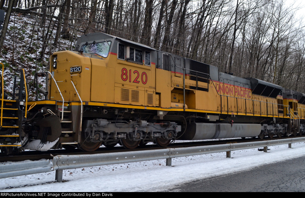 UP SD9043MAC 8120 on 68Q
